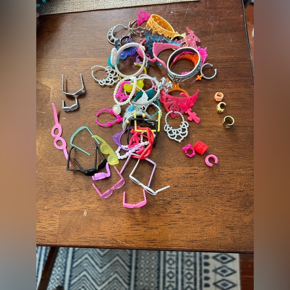 Barbie | Toys | Barbie Eye Glasses Jewelry Crowns | Poshmark